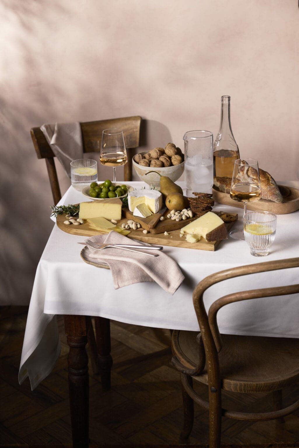 Hospitality Linen Supplier | Restaurant Linen Service